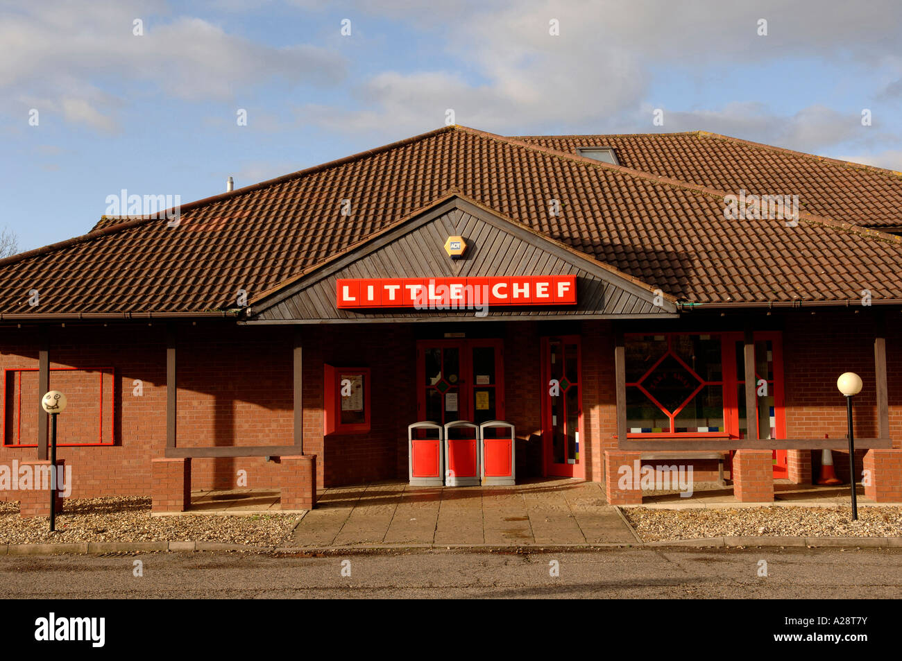 A closed Little Chef in Downham Market Norfolk on the 4th January 2007 ...