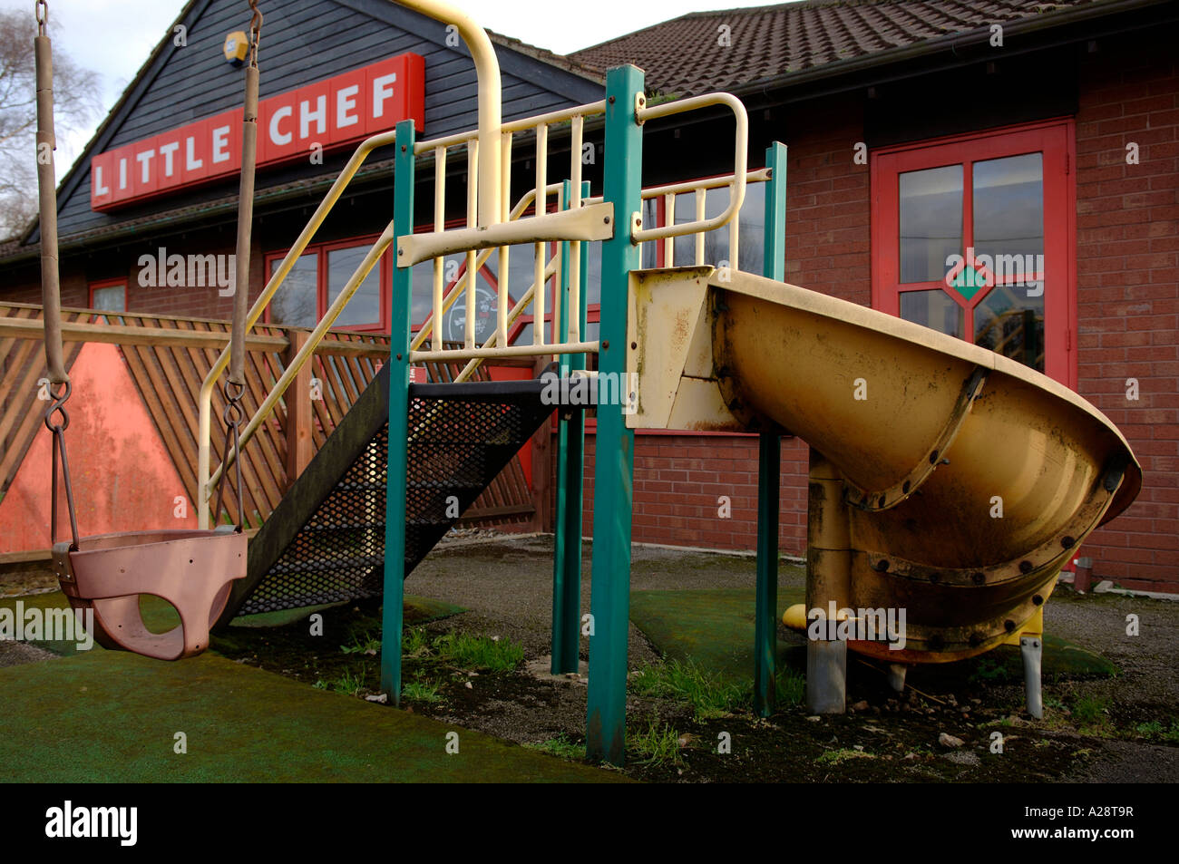 A closed Little Chef in Downham Market Norfolk on the 4th January 2007 ...