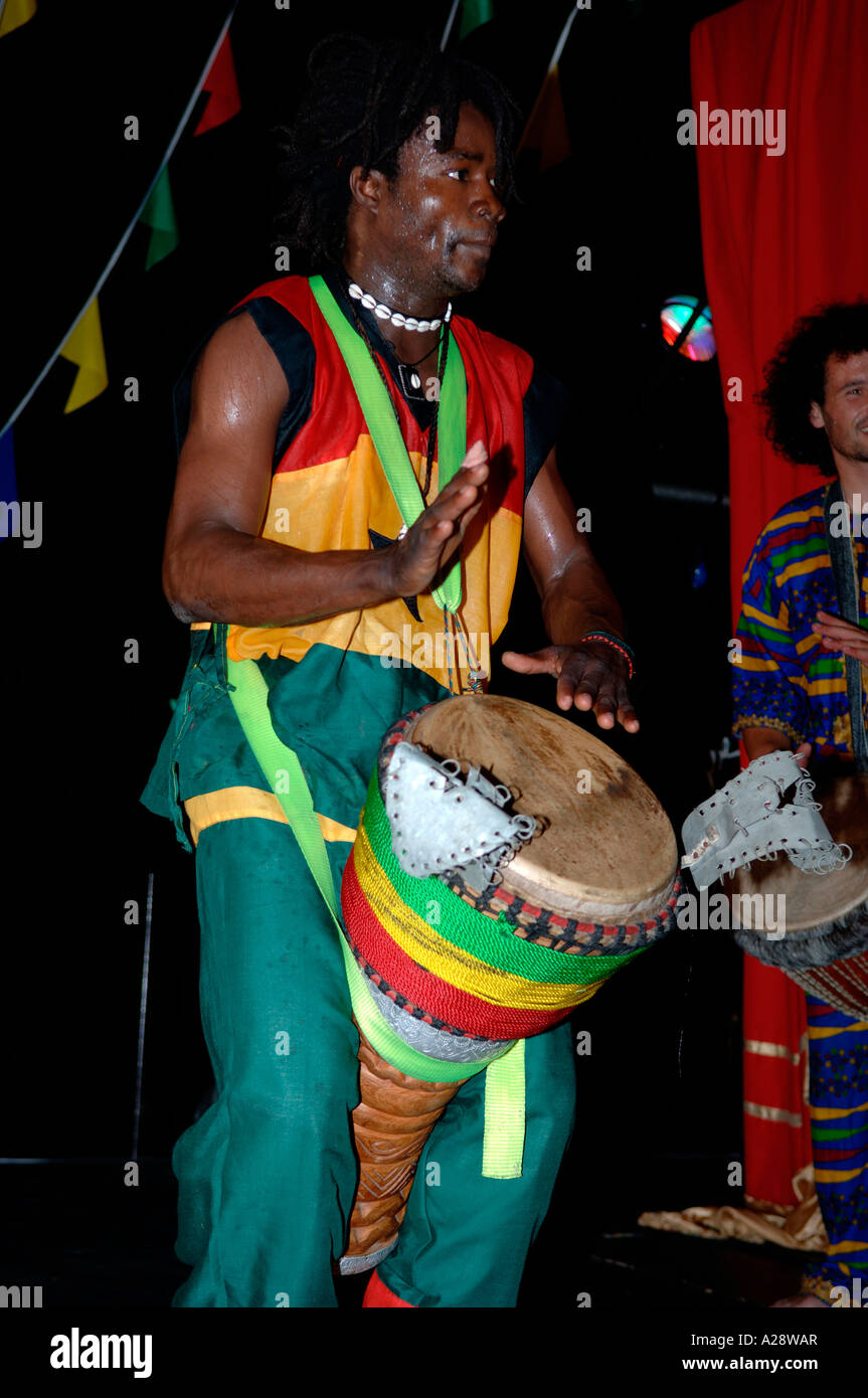 African drummer hi-res stock photography and images - Alamy