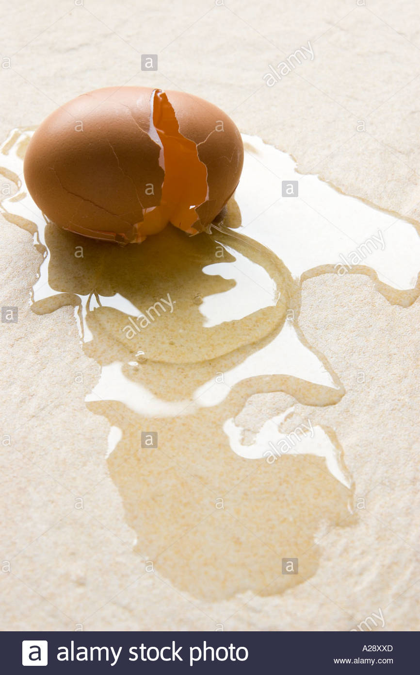 Smashed Egg High Resolution Stock Photography and Images - Alamy