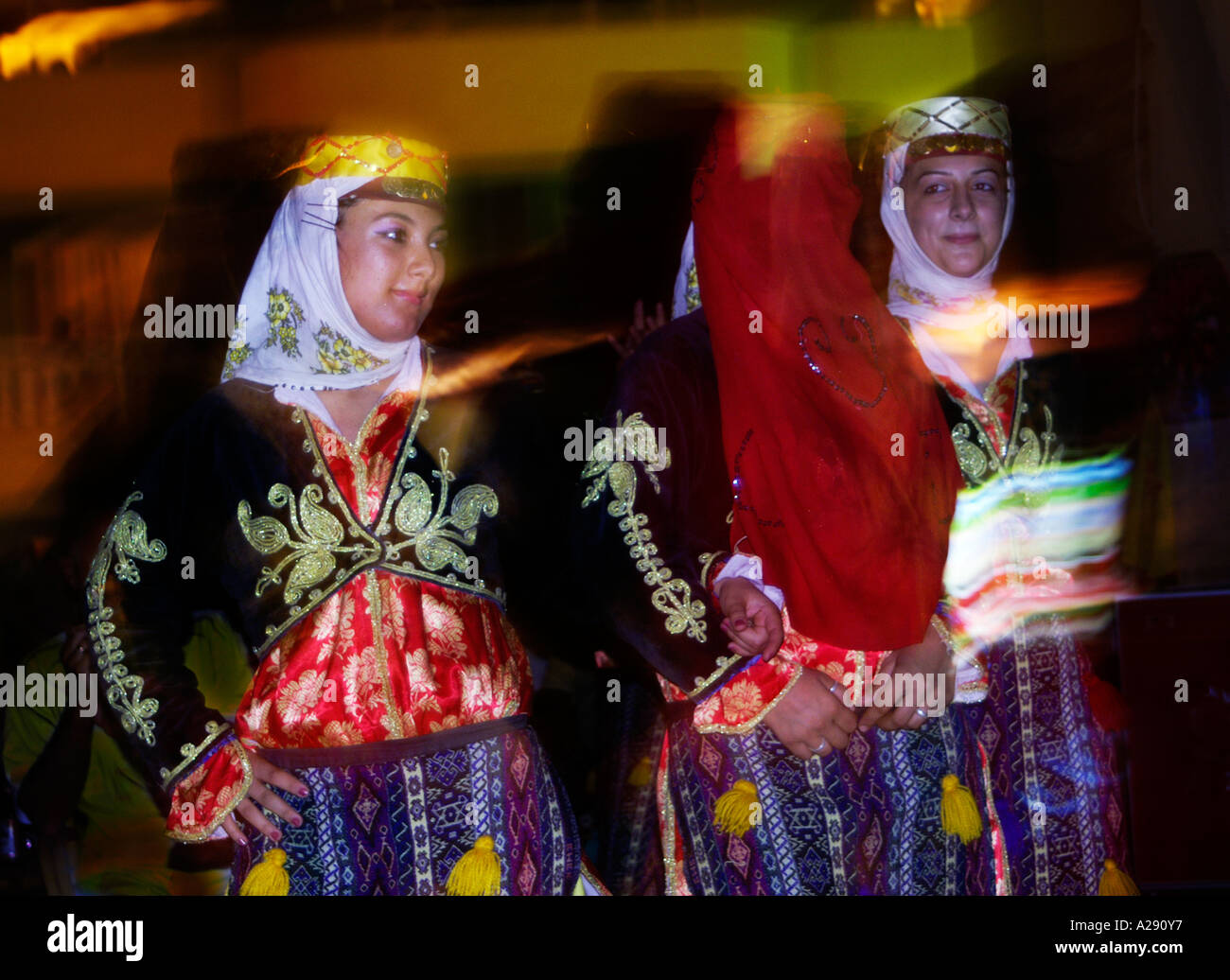 Traditional Turkish dancing IÇMELER Turkey Stock Photo - Alamy