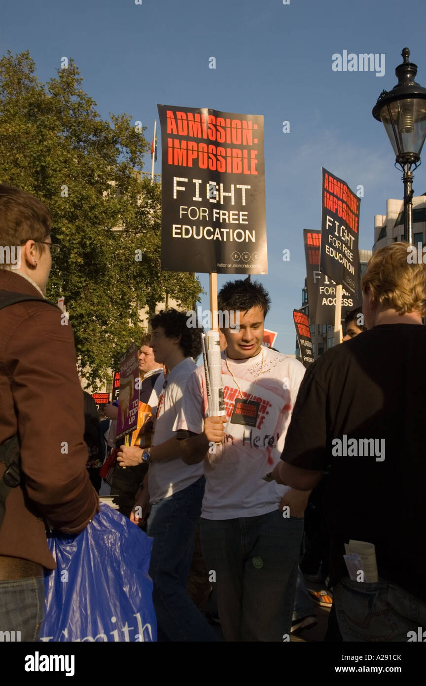 Rally placards students hi-res stock photography and images - Alamy