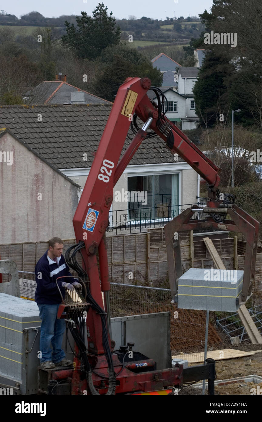 Mini crane hi-res stock photography and images - Alamy