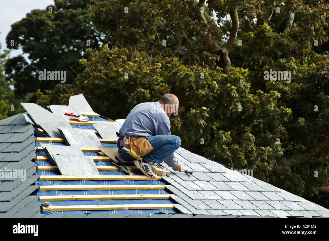 Fixing Slates High Resolution Stock Photography and Images - Alamy