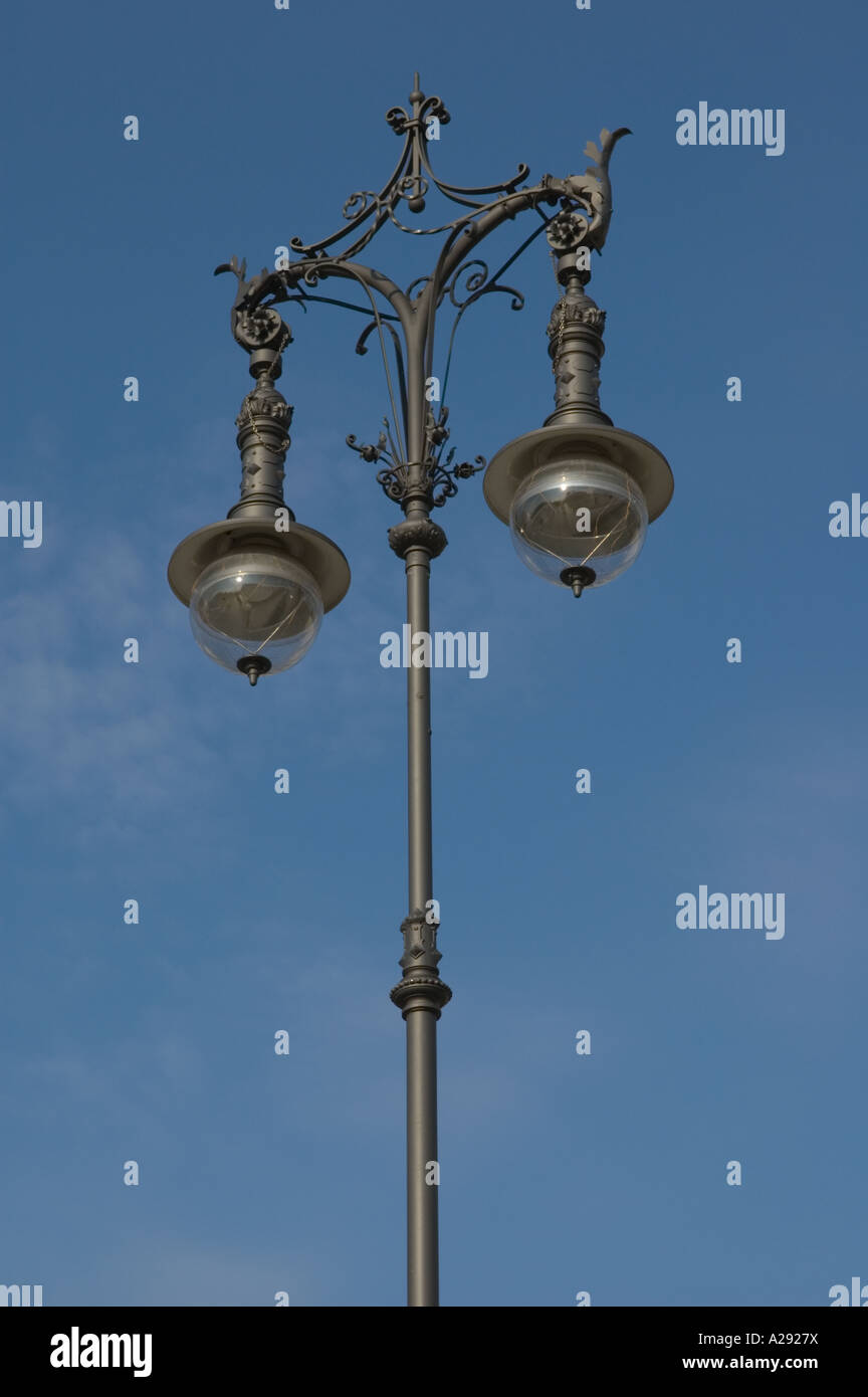 Victorian gas lamp hi-res stock photography and images - Alamy