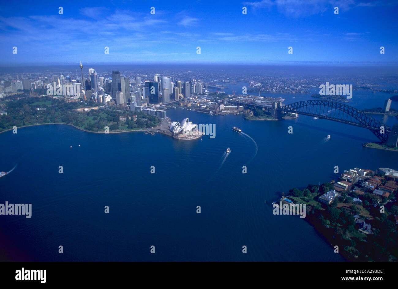 Aerial view of Sydney Opera House the harbor and the downtown Sydney ...