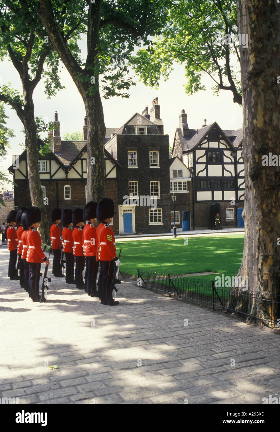 Soldiers tower hi-res stock photography and images - Alamy