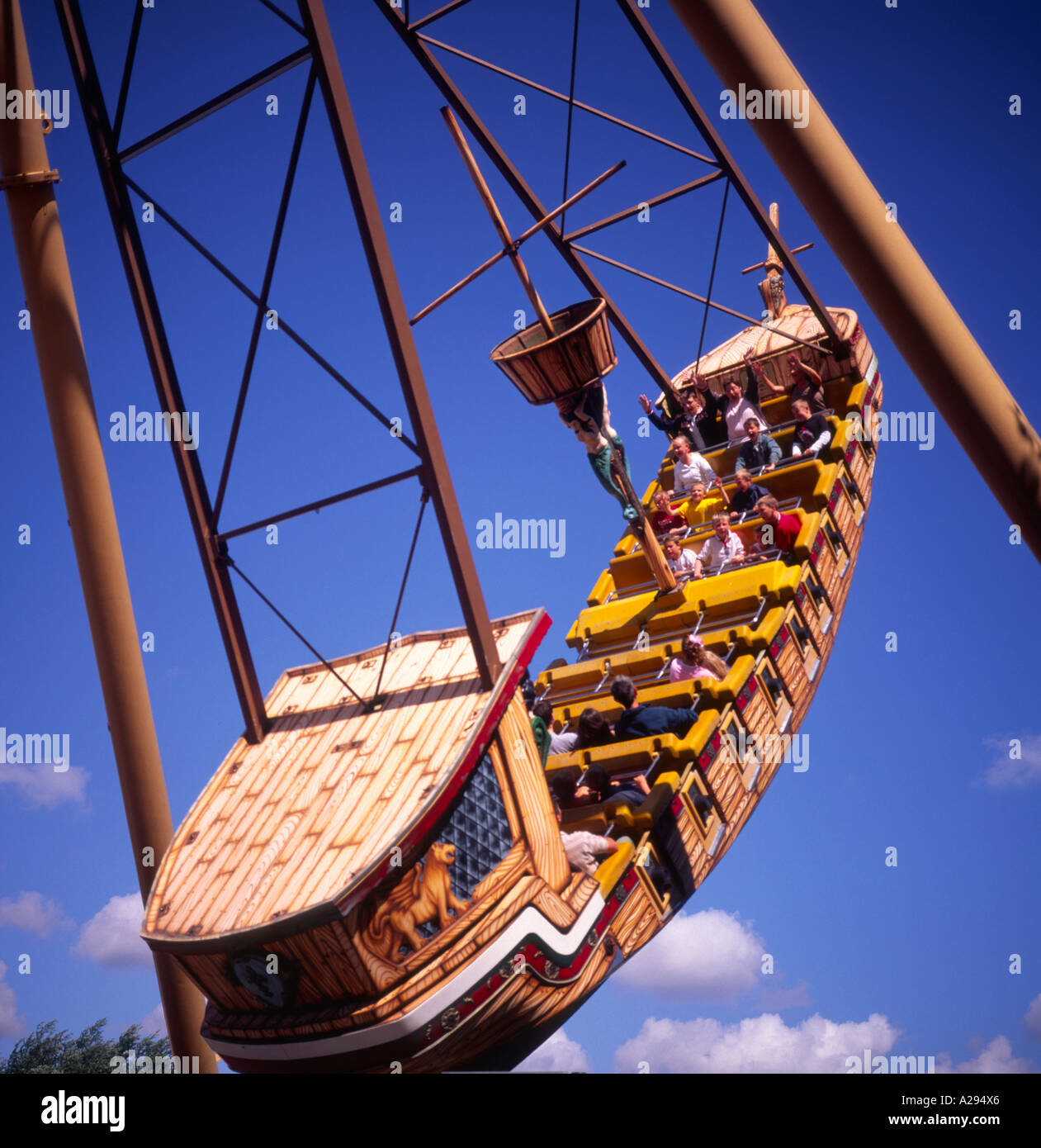 Pleasurewood Hills funfair ride Suffolk England Stock Photo - Alamy