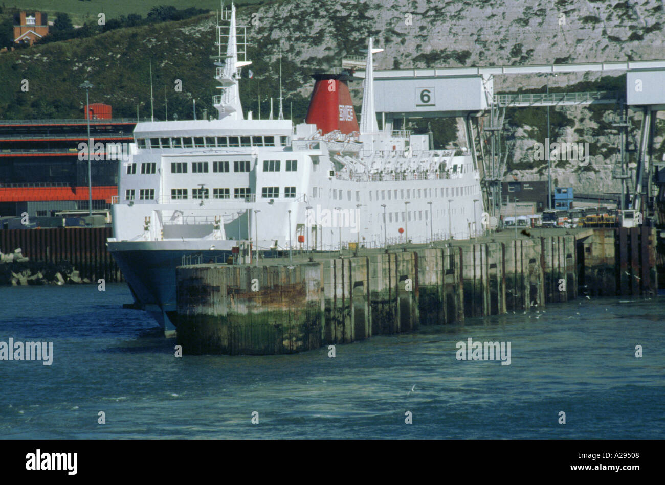 Dover ferry hi-res stock photography and images - Alamy