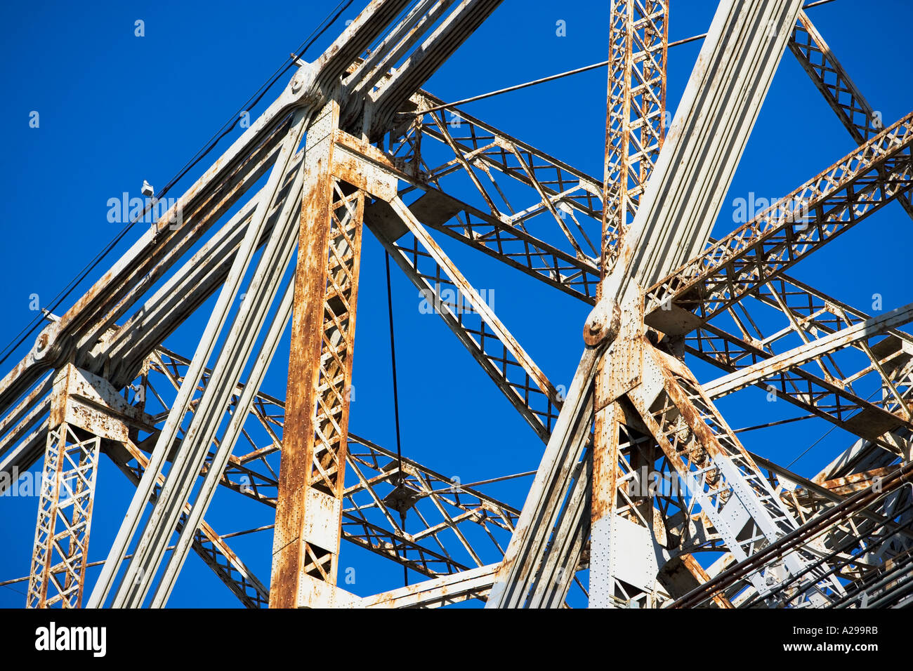 BEAMS ON A BRIDGE Stock Photo - Alamy