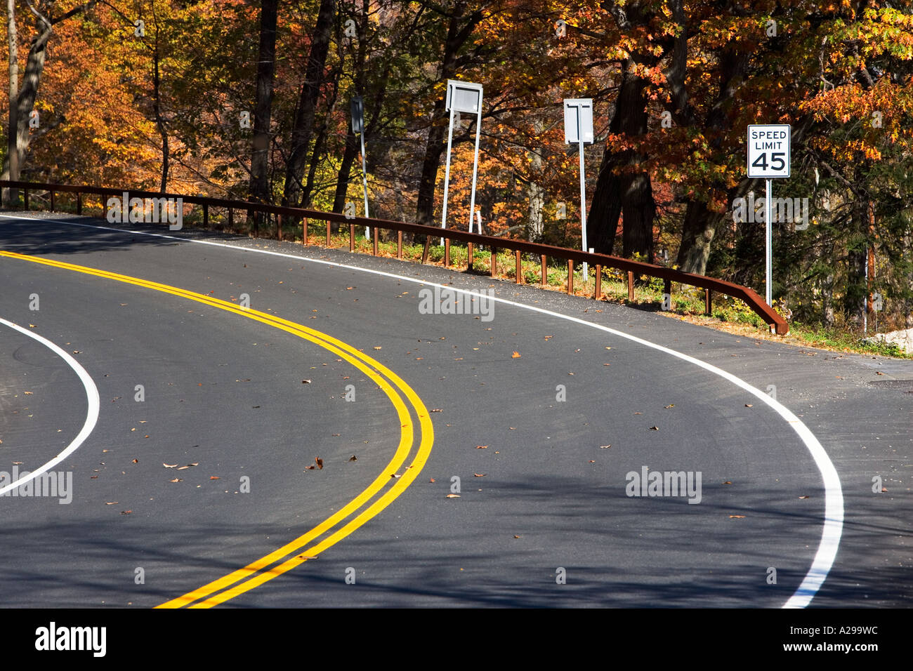CURVE IN ROADWAY Stock Photo - Alamy