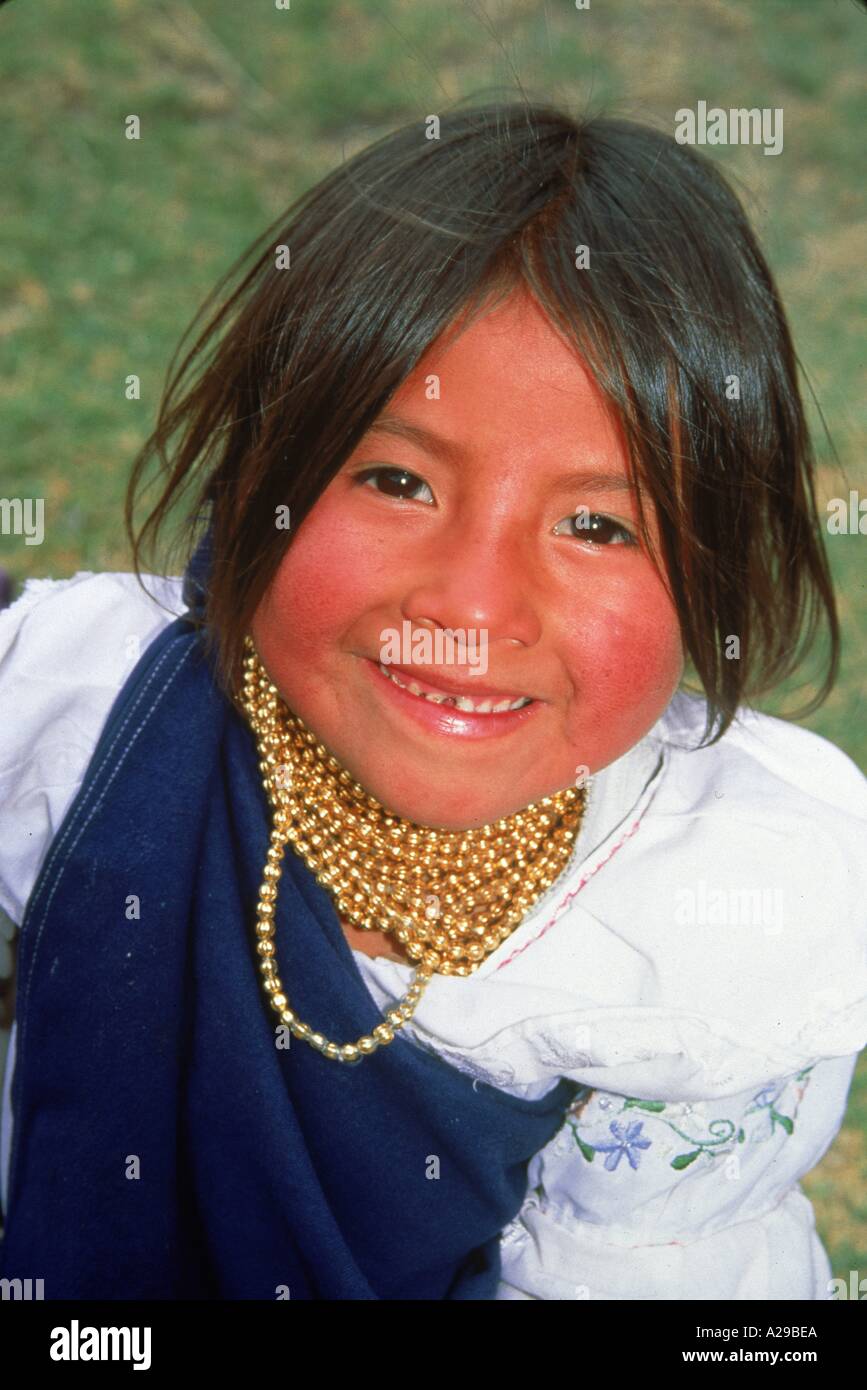 Ecuador portrait children indigenous hi-res stock photography and ...
