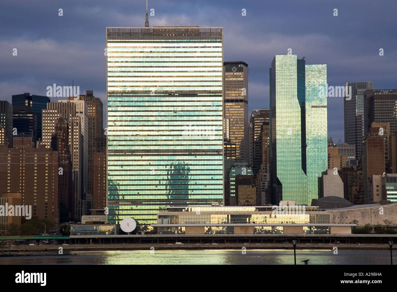 UNITED NATIONS WORLD HEADQUARTERS, NEW YORK CITY Stock Photo - Alamy