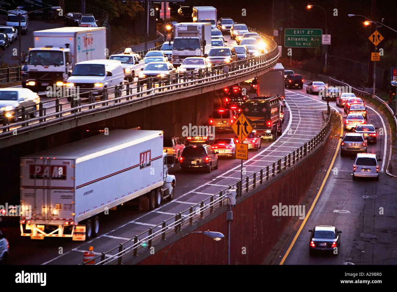 TRAFFIC ON HIGHWAY Stock Photo - Alamy