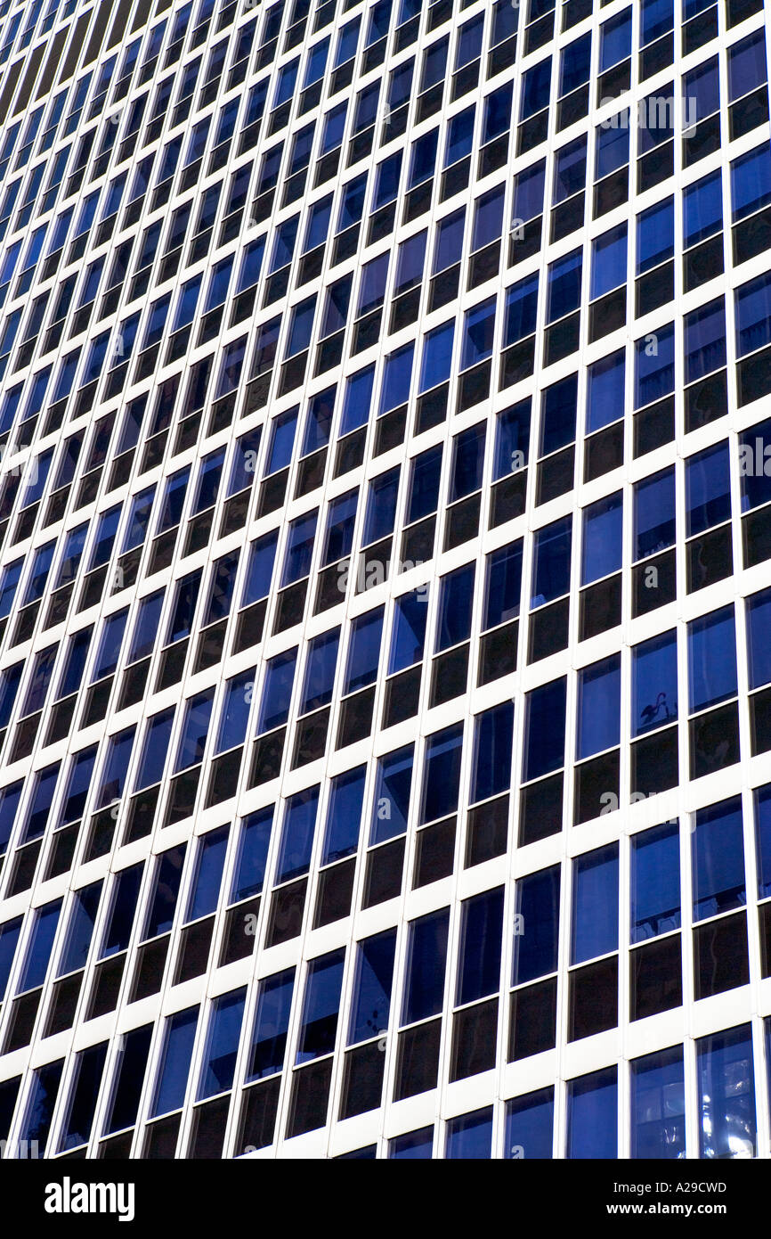 WINDOWS ON BUILDING, NEW YORK CITY Stock Photo - Alamy