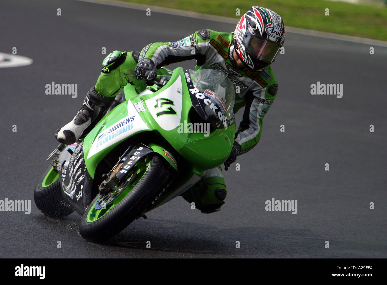 Dean Thomas Hawk Kawasaki in the 2006 British Superbike Championship ...