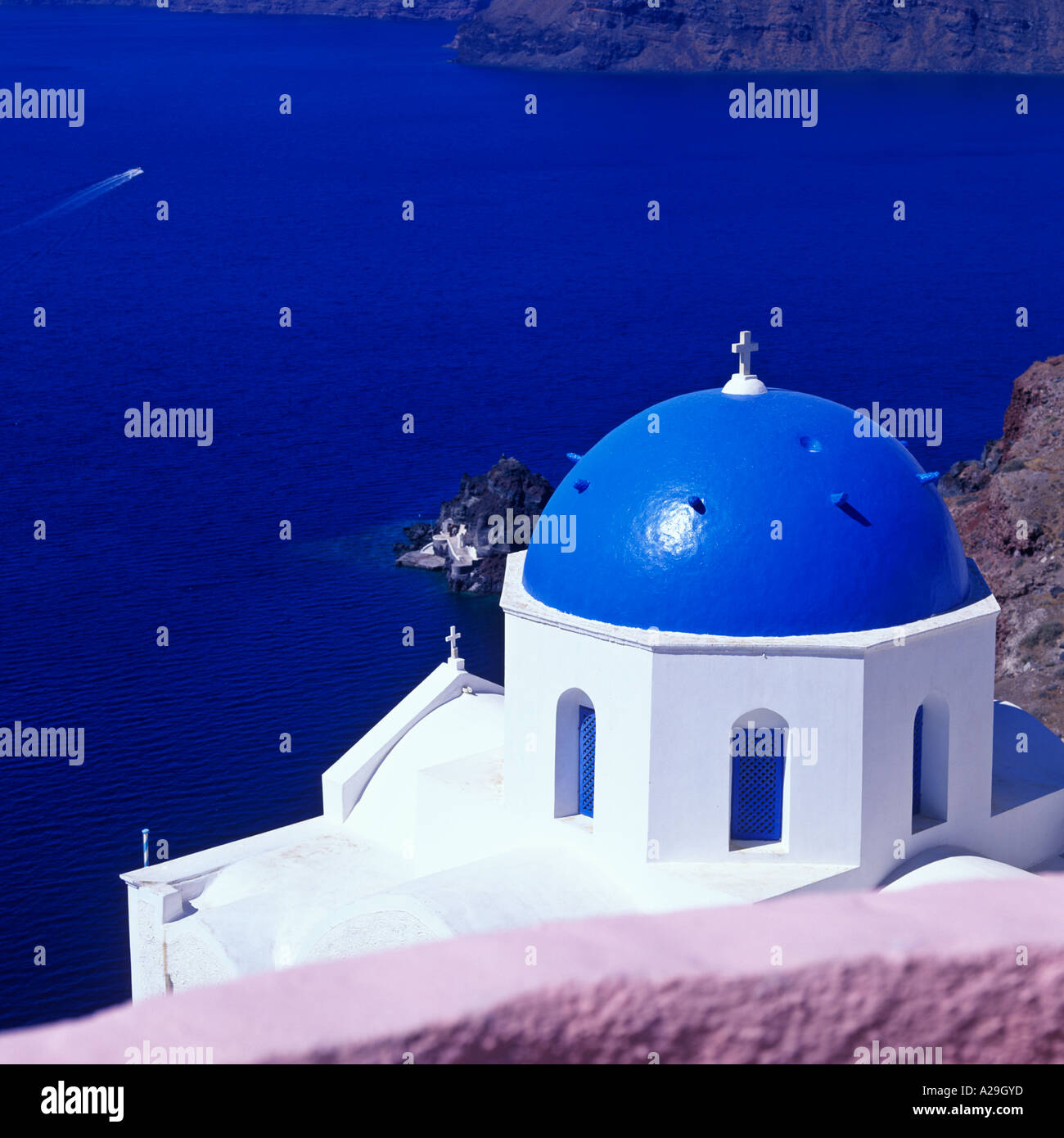 CHURCH IN OIA SANTORINI GREECE Stock Photo - Alamy