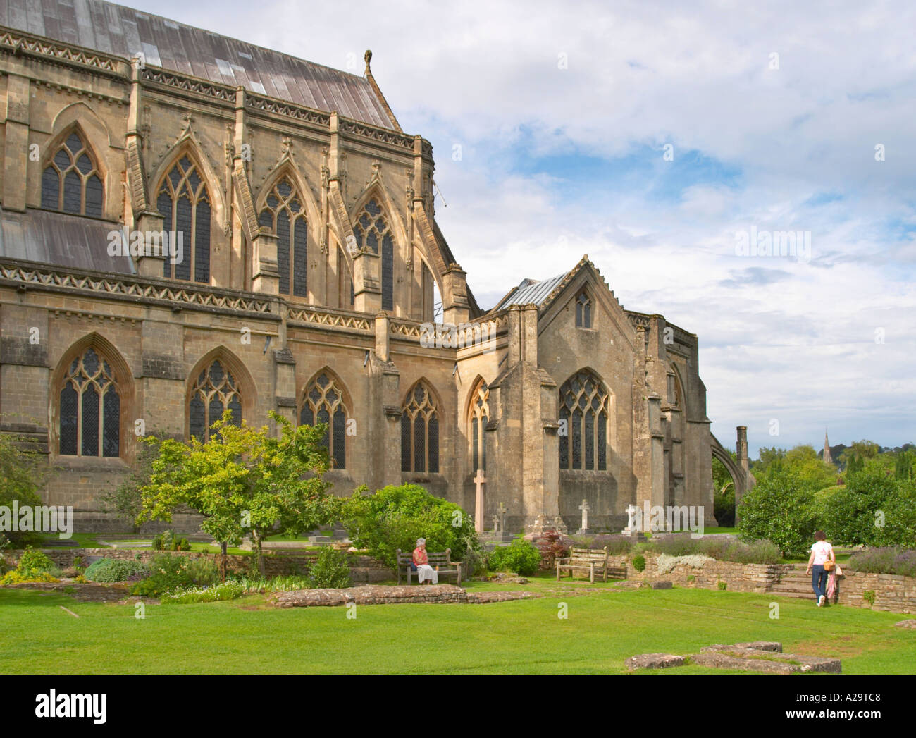Exterior view of Wells Cathedral Stock Photo - Alamy