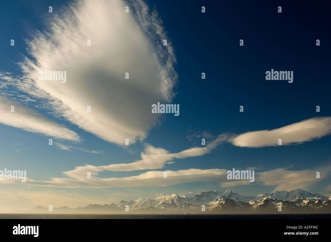 Antarctic antarctica sunrise morning clouds hi-res stock photography ...