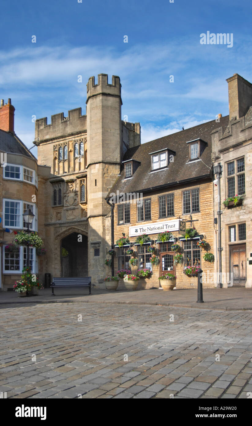 Wells city centre Somerset UK Stock Photo - Alamy