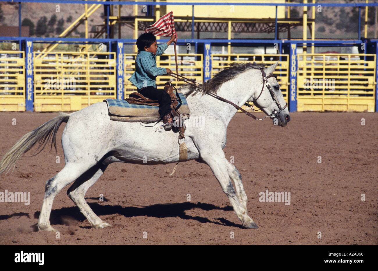 Native americans riding horses hi-res stock photography and images - Alamy