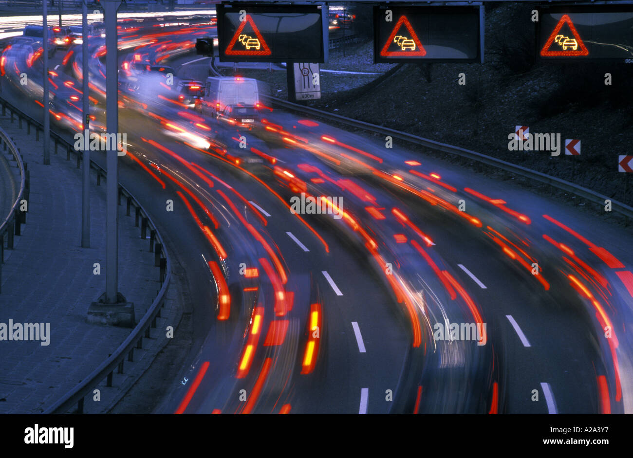 Berlin autobahn sign hi-res stock photography and images - Alamy