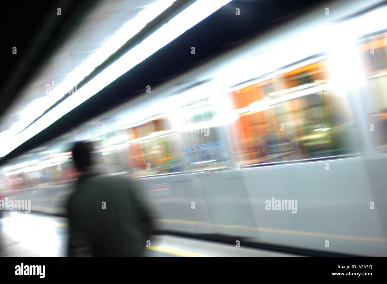 Vienna, underground station, Metro moving Stock Photo - Alamy