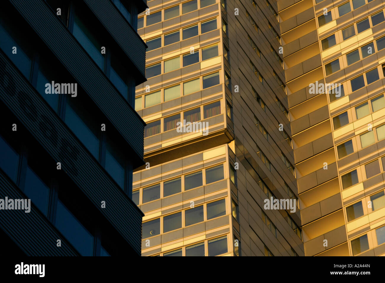 Vienna, Danube City, modern architecture, flat building Mischek Tower Stock Photo - Alamy