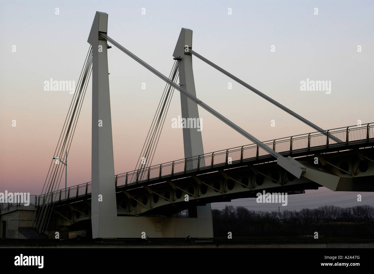 Vienna, hydroelectric power plant Freudenau, cable bridge Stock Photo ...