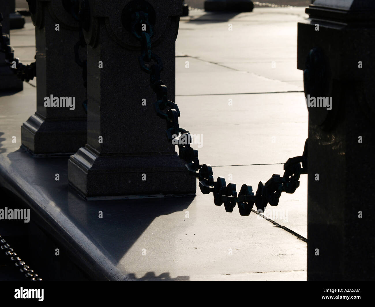 monument barrier with chain Stock Photo - Alamy