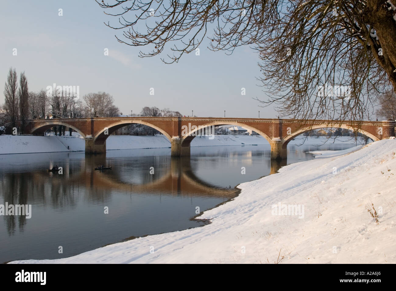 Winter scenery of the River Kupa and The Old Bridge in Sisak, Croatia ...
