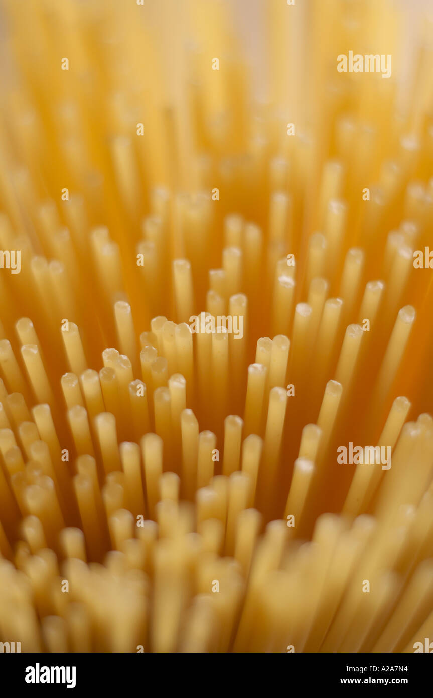 Close up uncooked spaghetti hi-res stock photography and images - Alamy