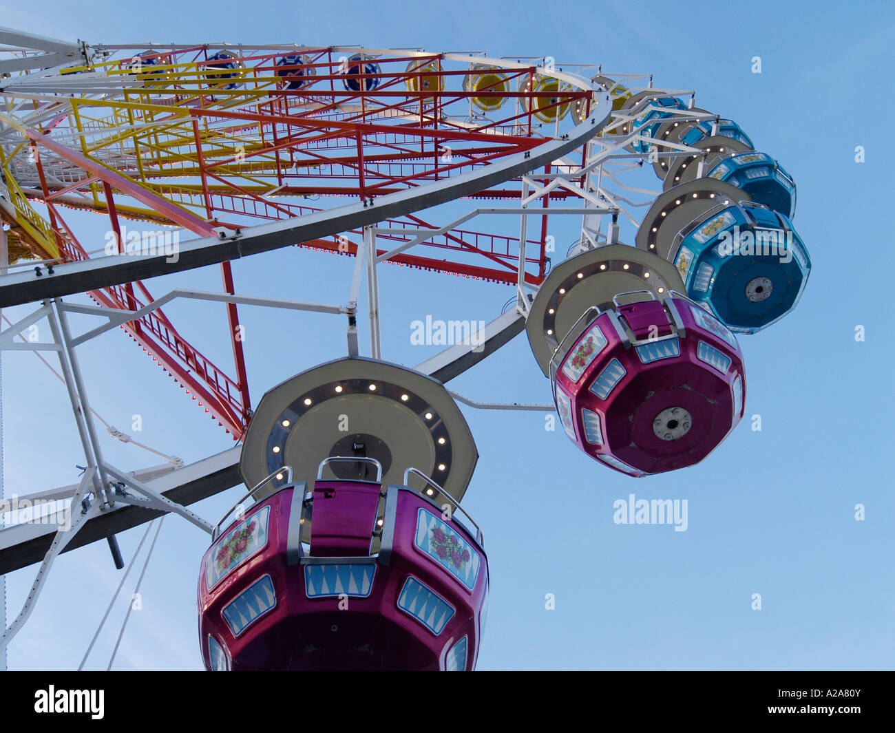 Munich, Wiesn, spring festival, Ferris wheel Stock Photo - Alamy