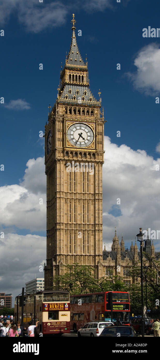 Big shiny sign in hi-res stock photography and images - Alamy