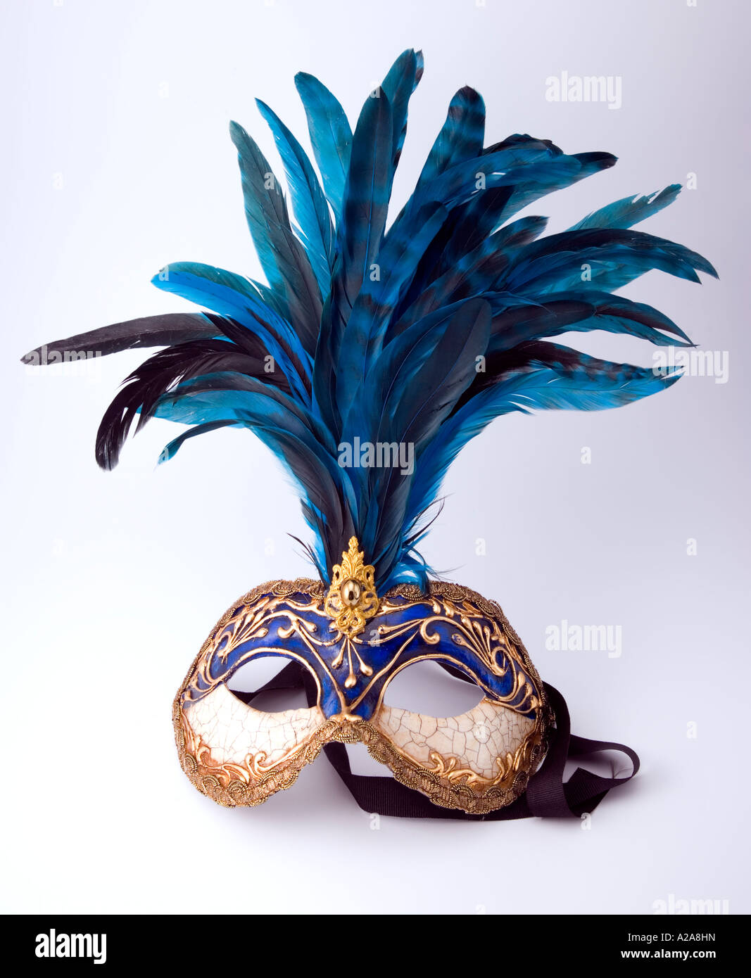 Italian opera mask hi-res stock photography and images - Alamy