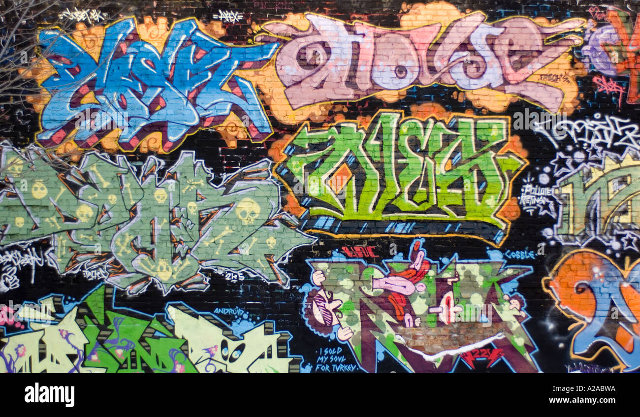 Graffiti wall hi-res stock photography and images - Alamy