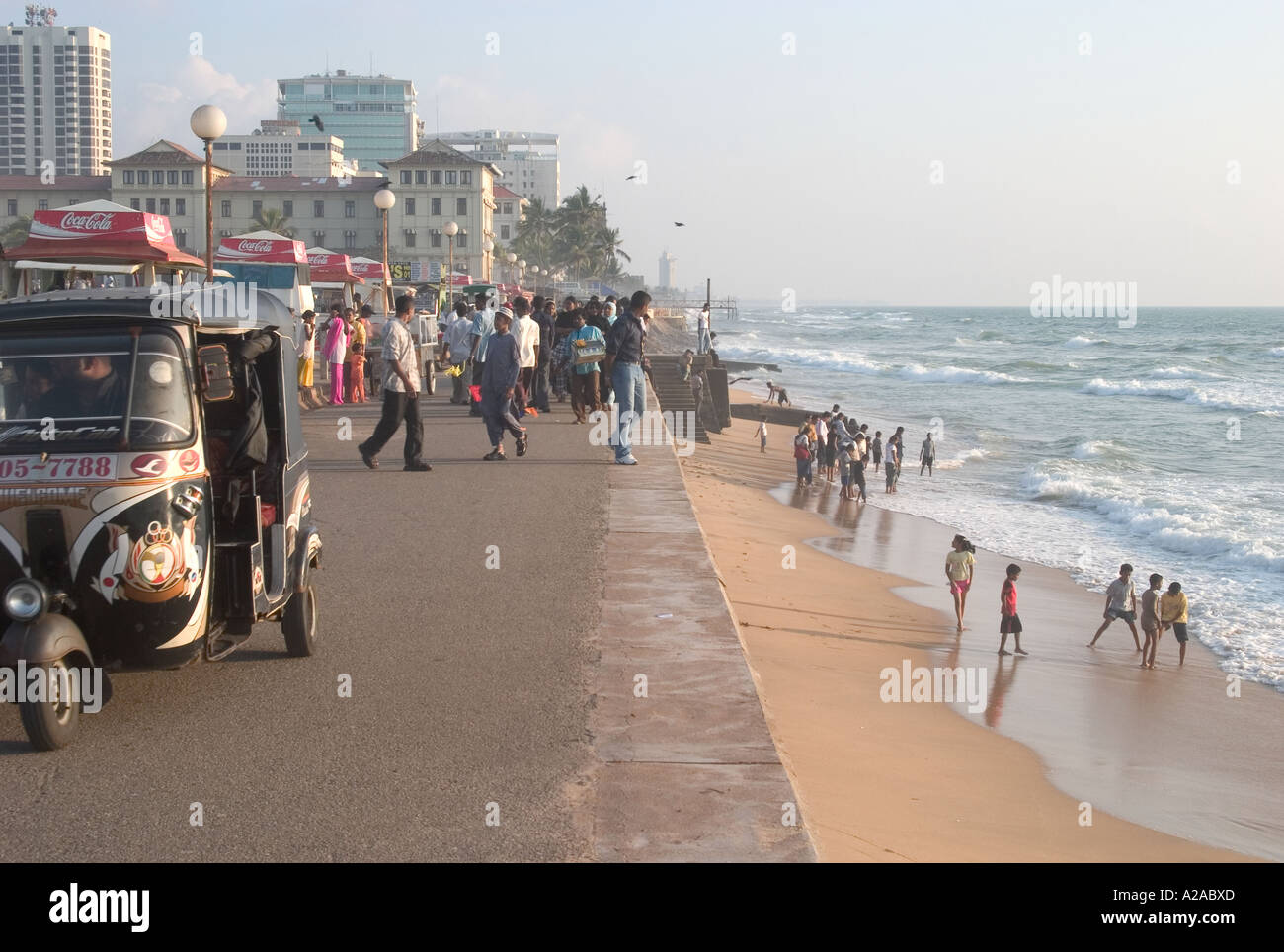 Seafront. Galle Face Green, Colombo, Sri Lanka Stock Photo - Alamy
