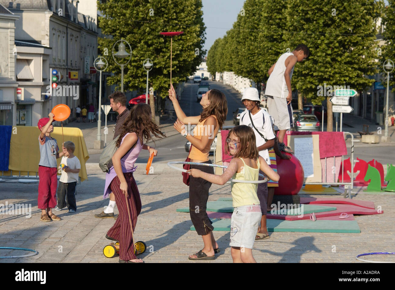 Hoopa hula hi-res stock photography and images - Alamy