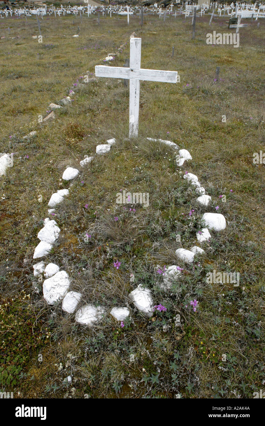 Cross in Cemetery in Iqaluit Nunavut Stock Photo - Alamy