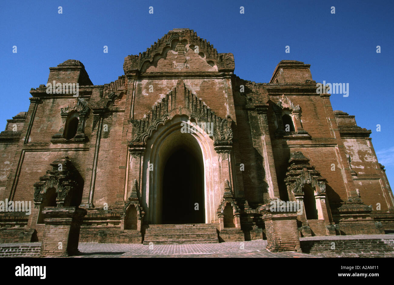 Myanmar Burma pagan Bagan Dhammayangi Temple front Stock Photo - Alamy