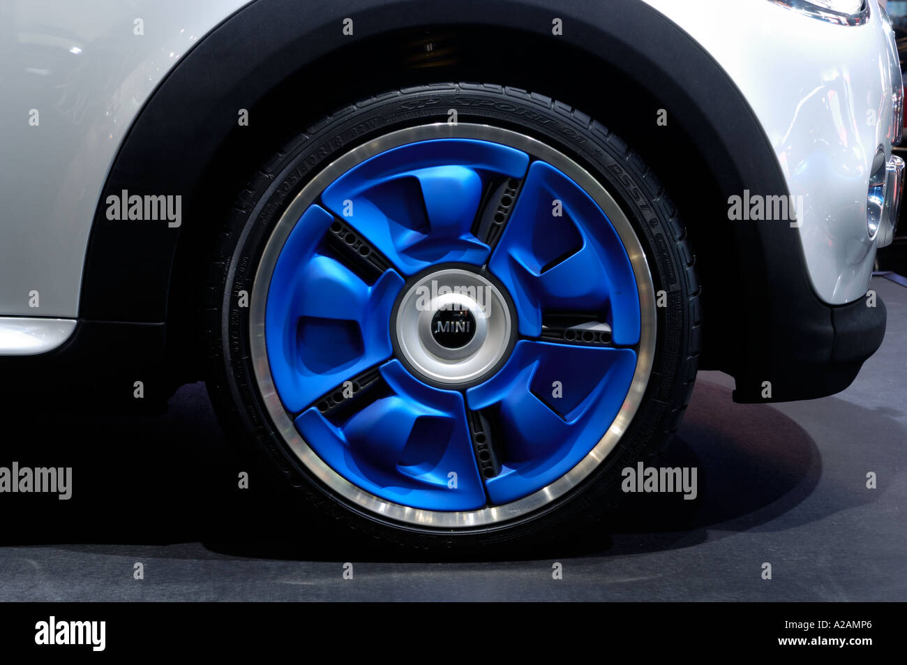 Front wheel of the MINI Concept Detroit at the 2006 North American ...