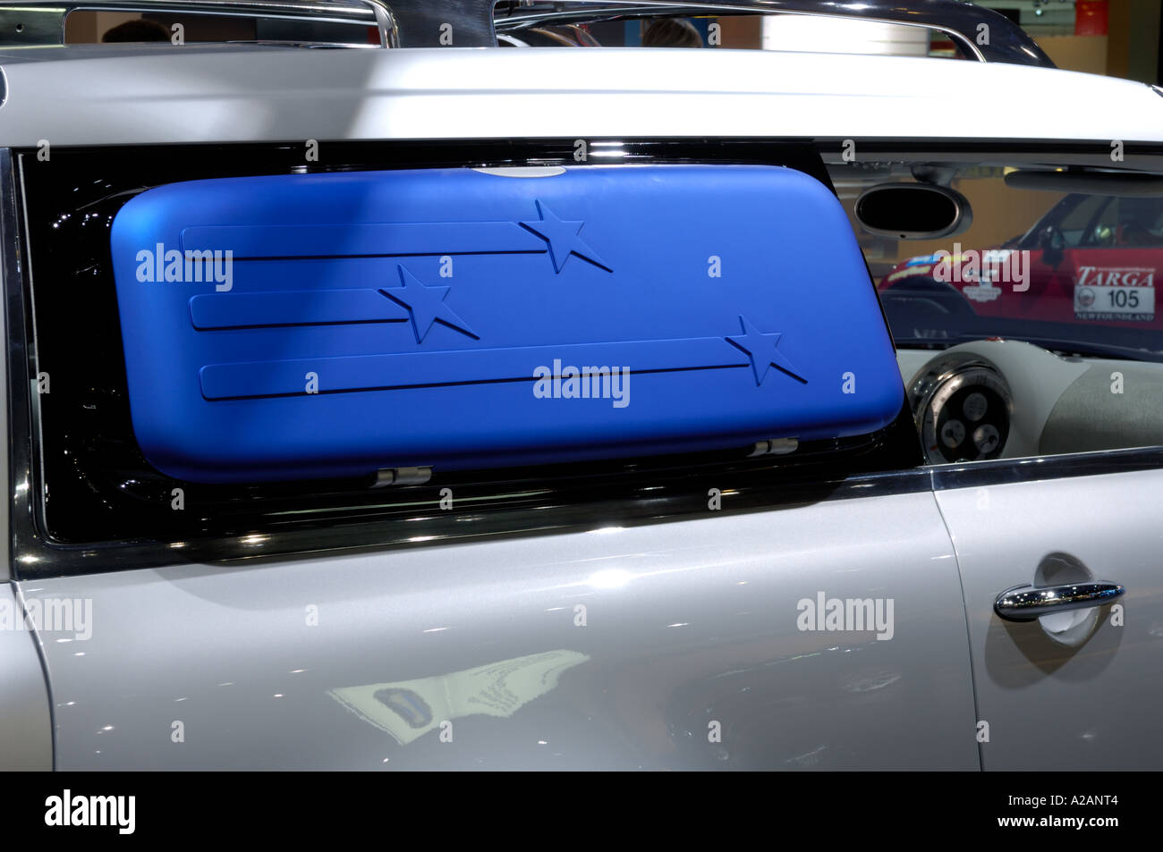 Rear window detail on the MINI Concept Detroit at the 2006 North ...