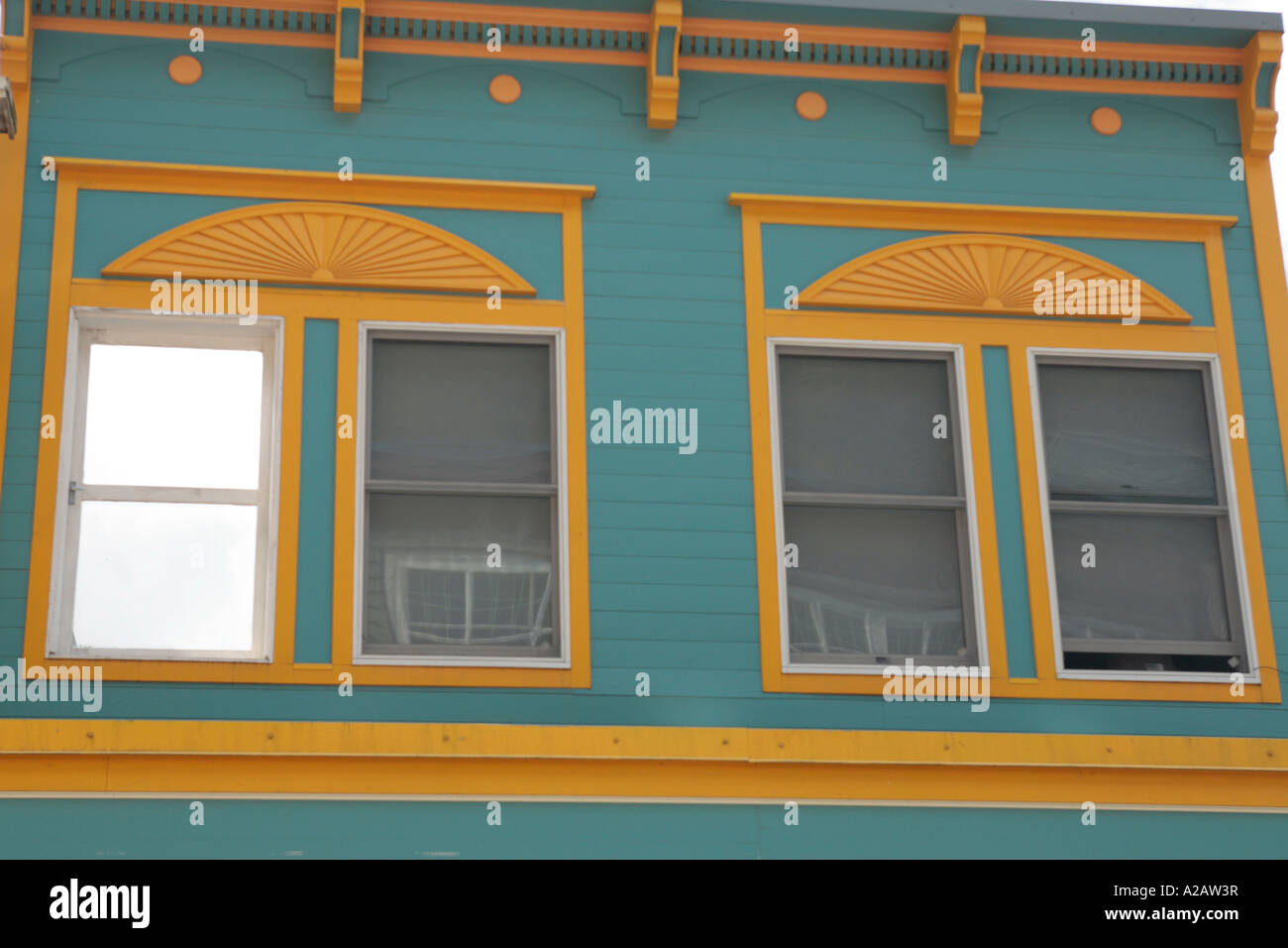 Timber through arch hi-res stock photography and images - Alamy