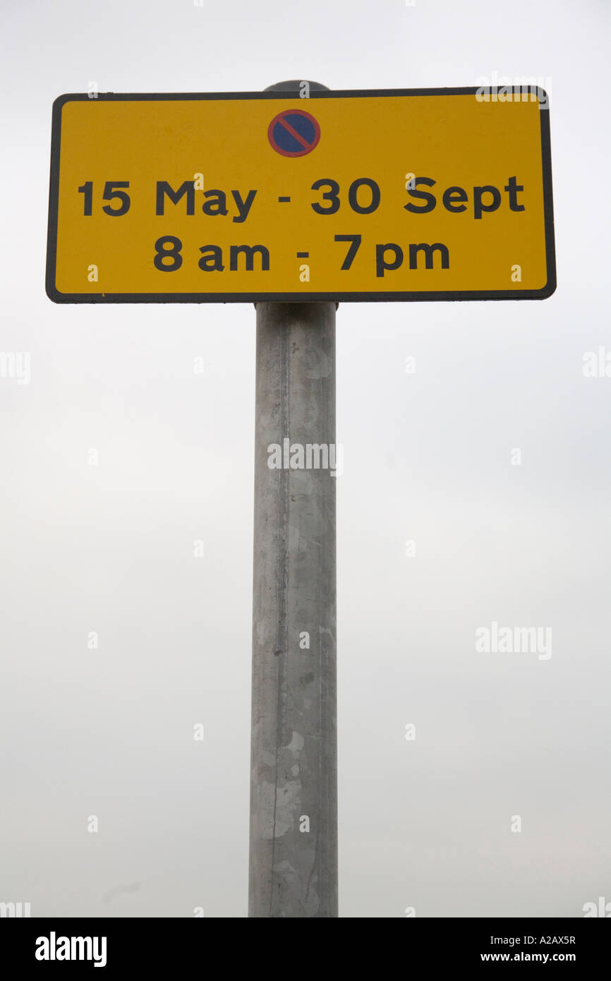 Restrict restriction hi-res stock photography and images - Alamy