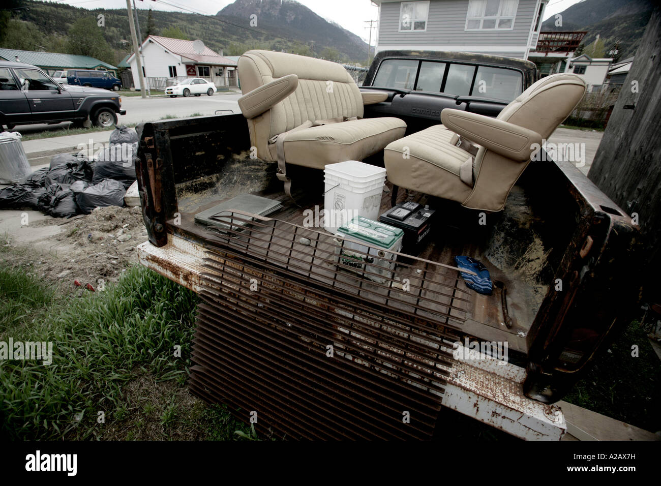 living room on tha back of pick-up truck Stock Photo - Alamy