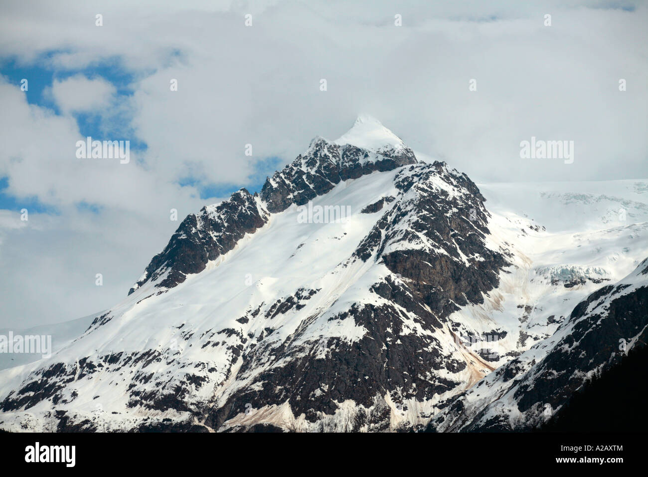 Alaskan mountain range Stock Photo - Alamy