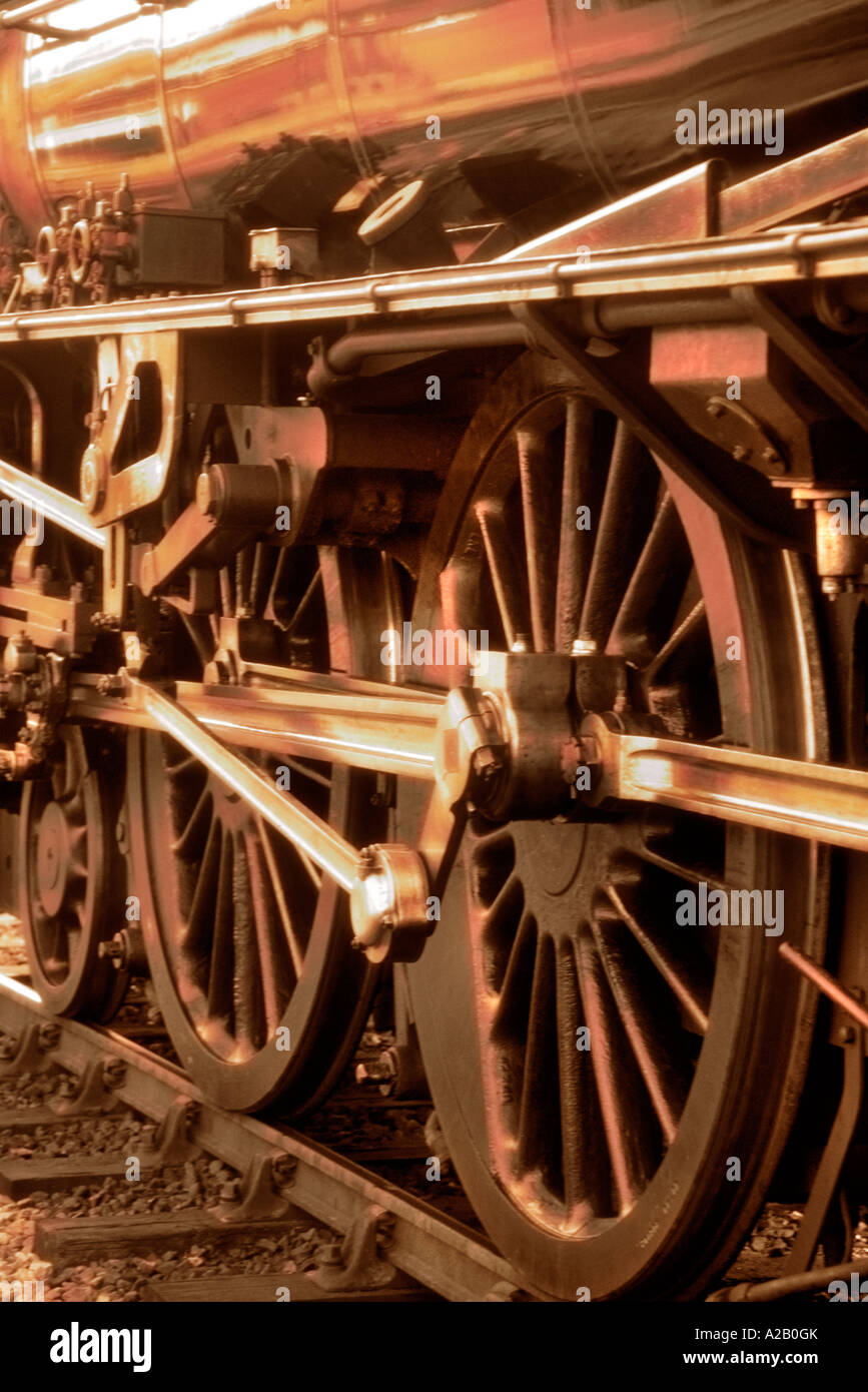 Steam wheels locomotive power train hi-res stock photography and images ...