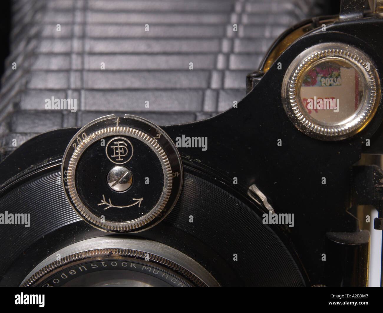 Old plate hi-res stock photography and images - Alamy