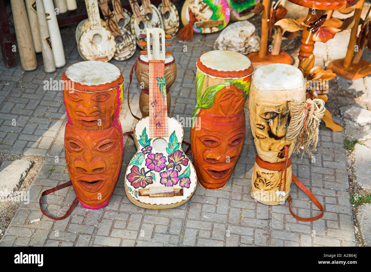 Cuban bongo drums hi-res stock photography and images - Alamy