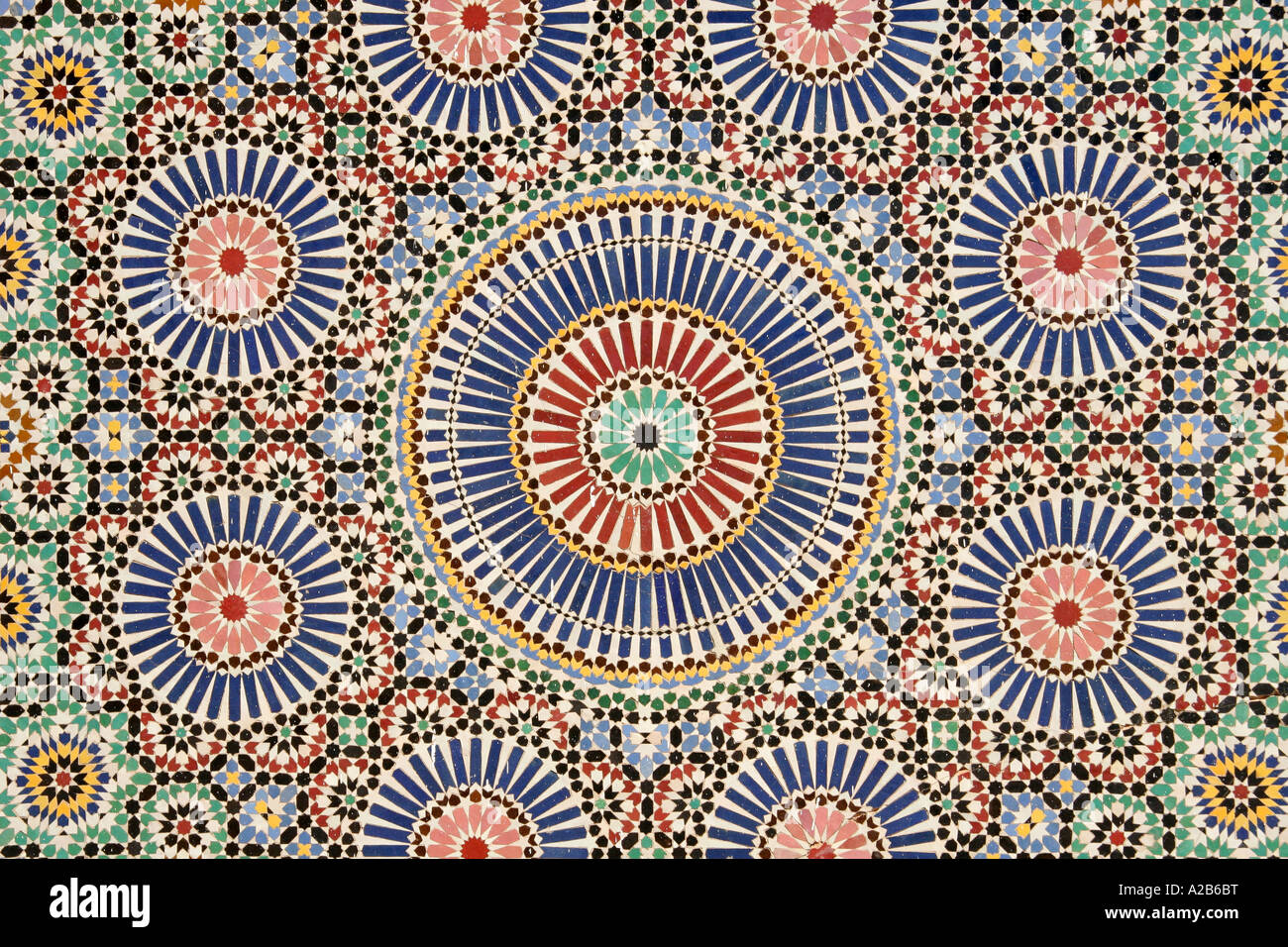 Mosaic pattern hi-res stock photography and images - Alamy